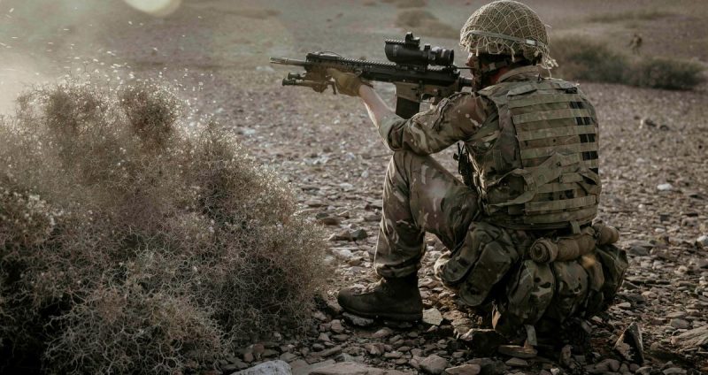 Army Webbing - What goes in it? - Kitpimp UK